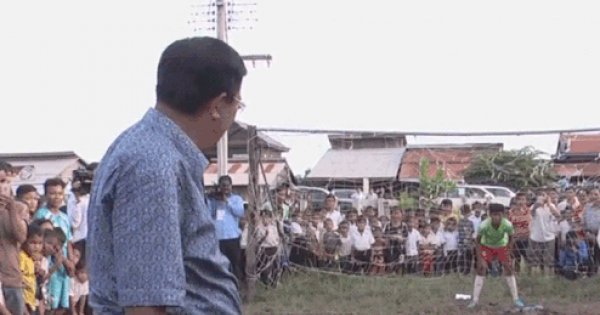 Ups, przestrzelił... - Jeja.pl